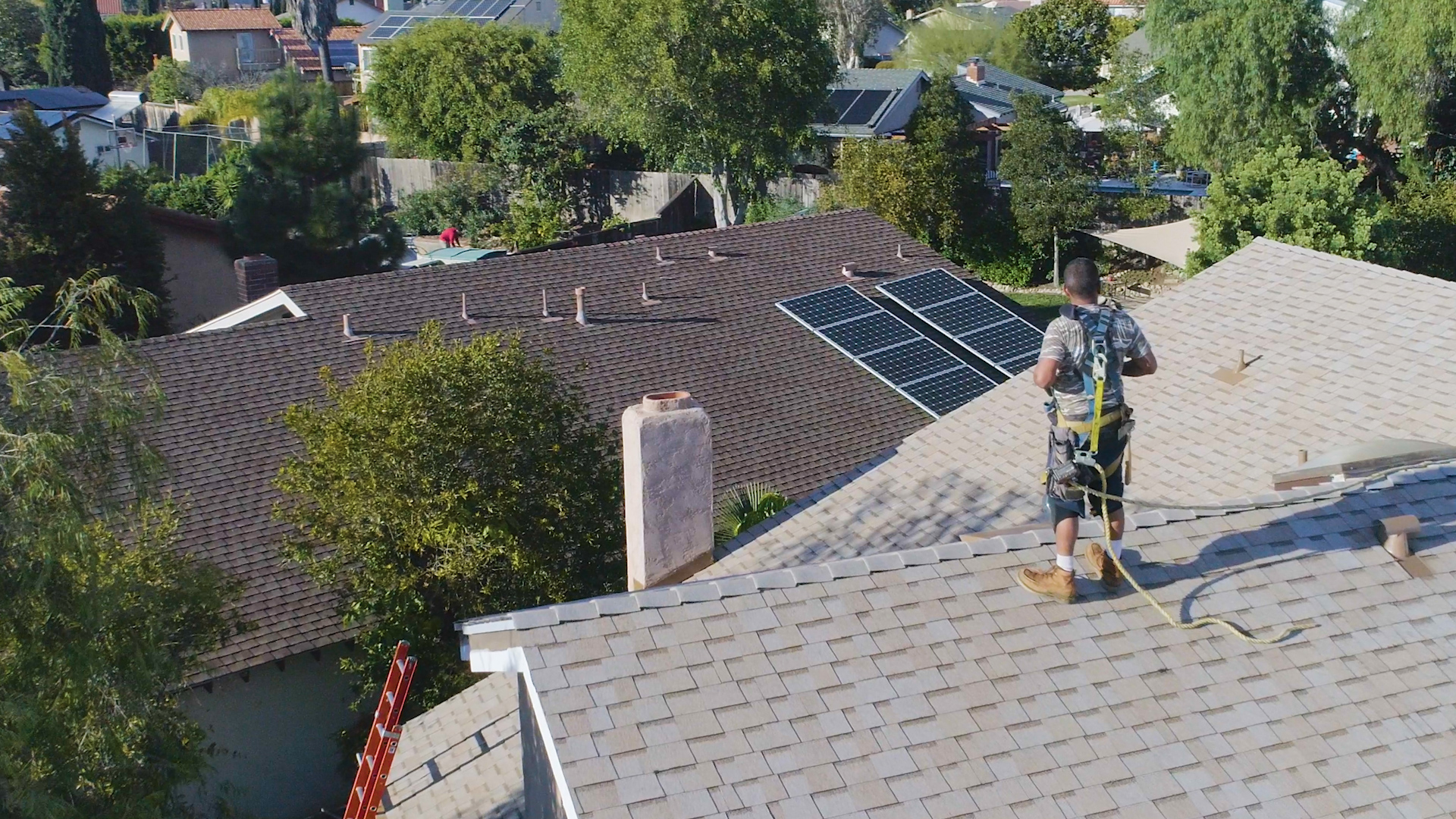 The best Solar power, Battery Storage, Roofing Company in DFW!